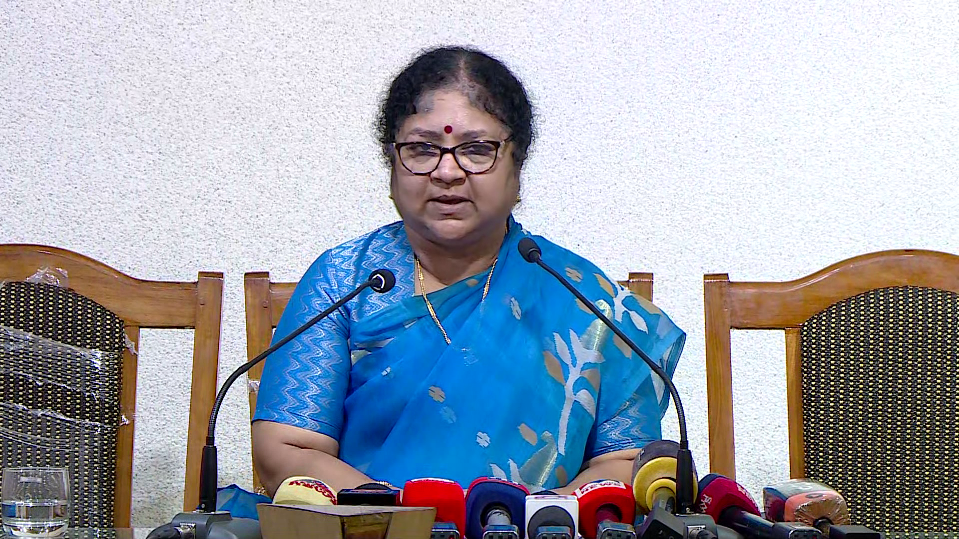 'വസ്ത്രം ധരിക്കാതെ ചെയ്യുന്ന വ്യായാമം അല്ല സൂംബ ഡാൻസ്, ശാസ്ത്രീയമായ ...