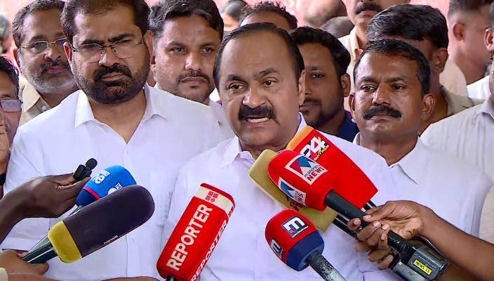 'ഒരു അധ്യാപകന് അഭിപ്രായം പറയാൻ കഴിയില്ലേ? കൊവിഡ് കാലത്തെ മരണ സംഖ്യ സ ...