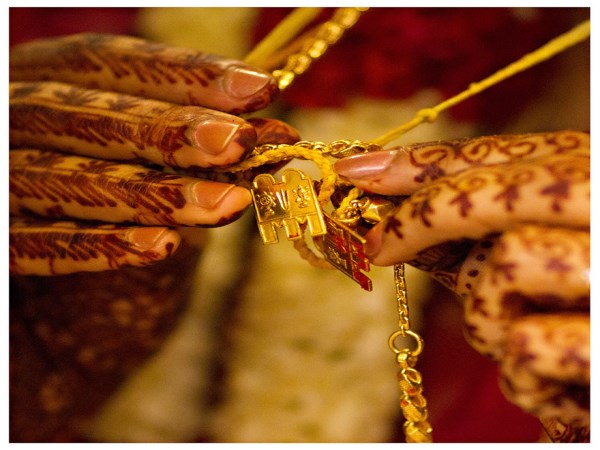 When to change Thali Kayiru : தாலி கயிற்றை எந்தெந்த கிழமைகளில் மாற்ற ...