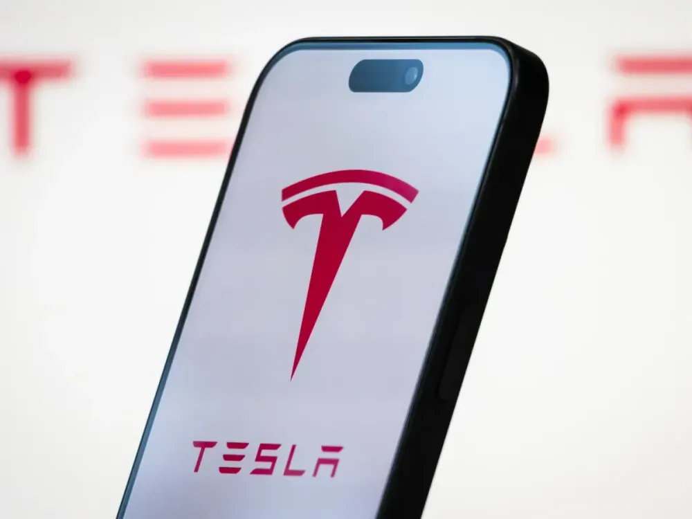 Tesla Cars: டெஸ்லா மாடல் S, X கார்களின் அப்டேட்டட் வெர்; விலையும் ...