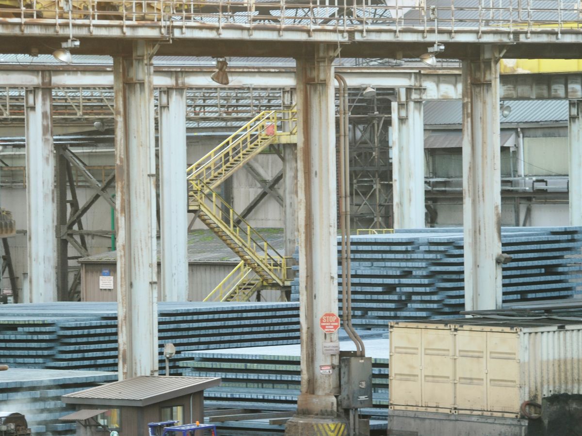 Nucor Stock Slips Amid Leadership Shake-Up – Retail Turns Bearish ...